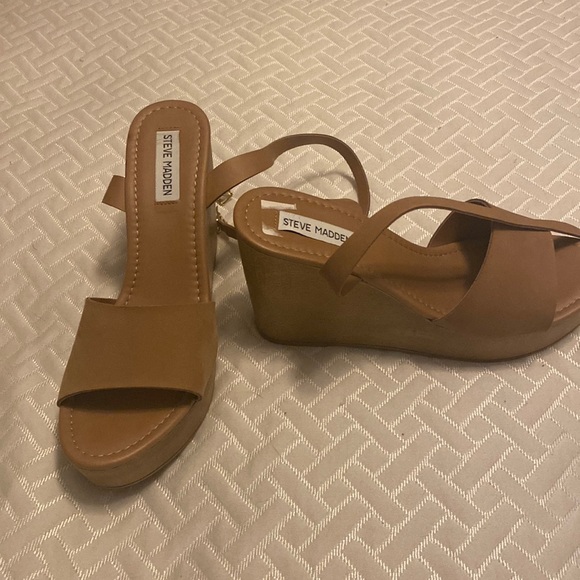Steve Madden | Shoes | Ankle Trap Steve Madden Wedge Hills | Poshmark